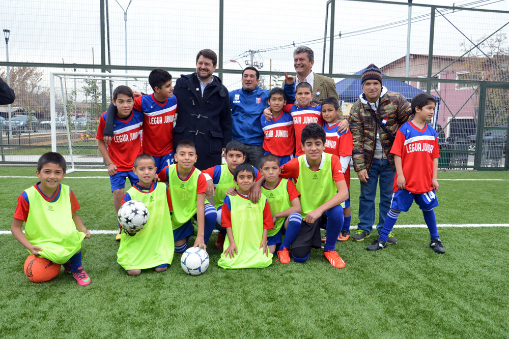 La Legua inaugura nueva cancha de club deportivo “Legua Juniors” con ...