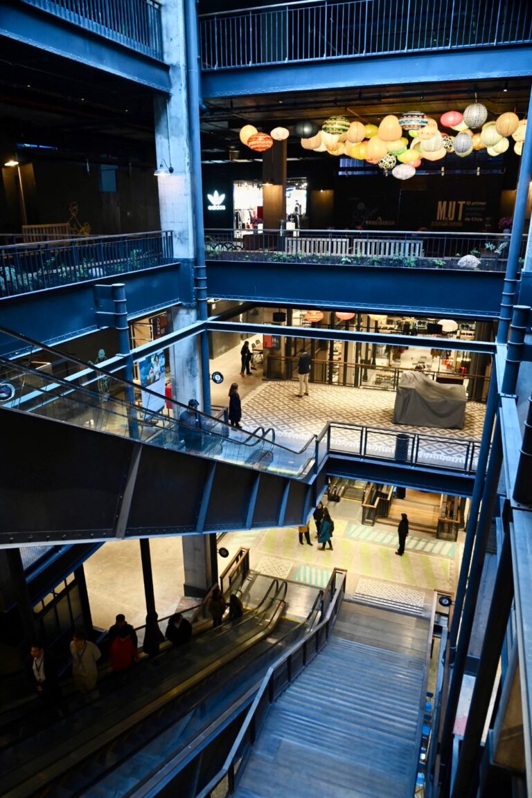 Colaboración público - privada entre Metro y MUT permite sumar tres ...